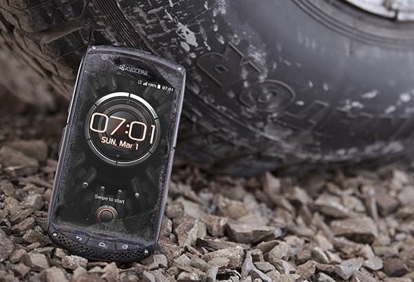Torque : le smartphone ultra-résistant de Kyocera - KultureGeek