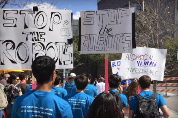 Les robots humanoïdes n'existent pas encore (vraiment) mais certains ...