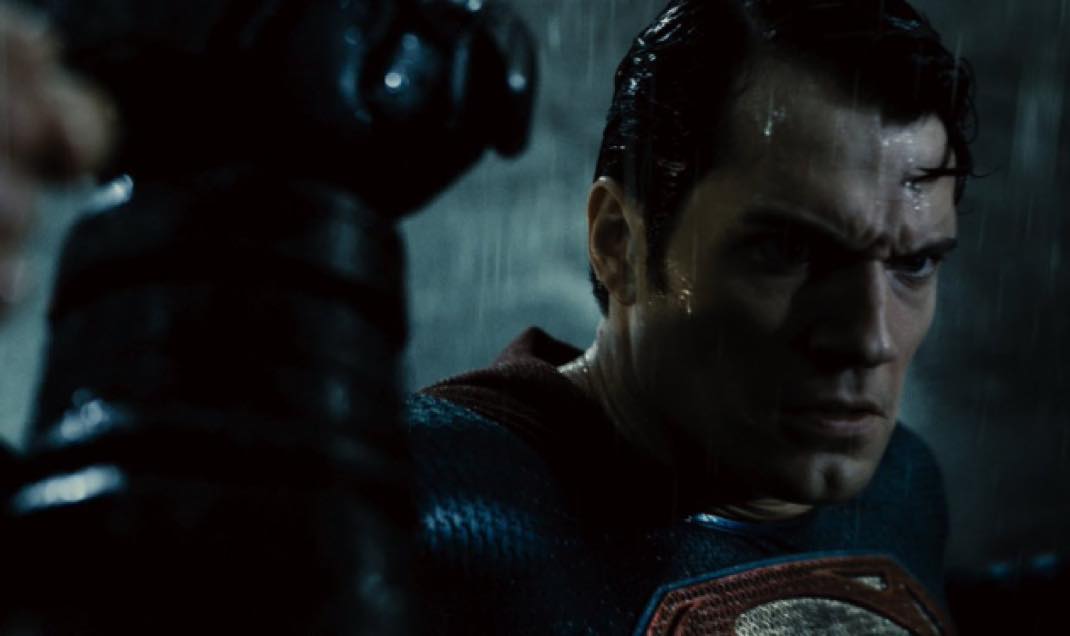Batman v Superman : un dernier trailer pour la sortie en salles ...