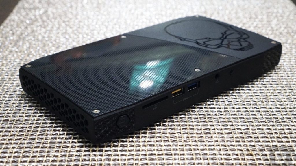 Skull Canyon NUC : le mini-PC d'Intel est un sacré original ! - KultureGeek