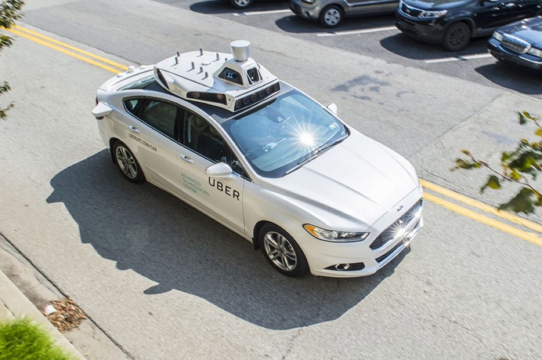 Une voiture autonome Uber en vadrouille à Pittsburgh : bientôt la fin ...