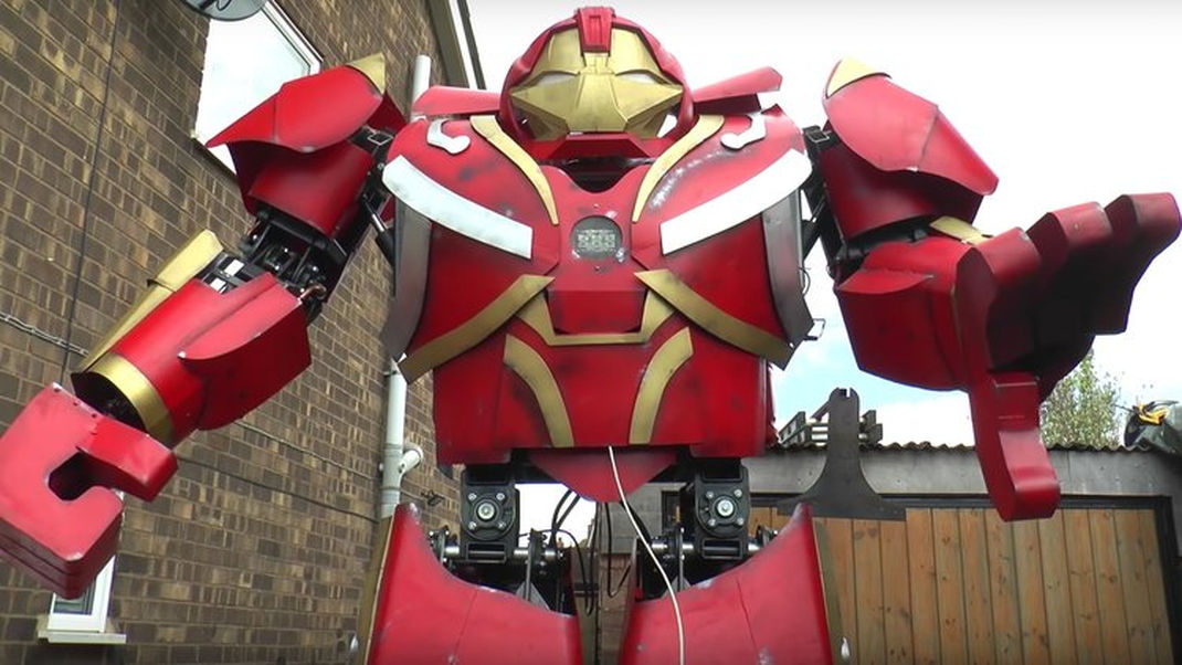 Le génial inventeur Colin Furze crée son propre modèle d'Hulkbuster ...