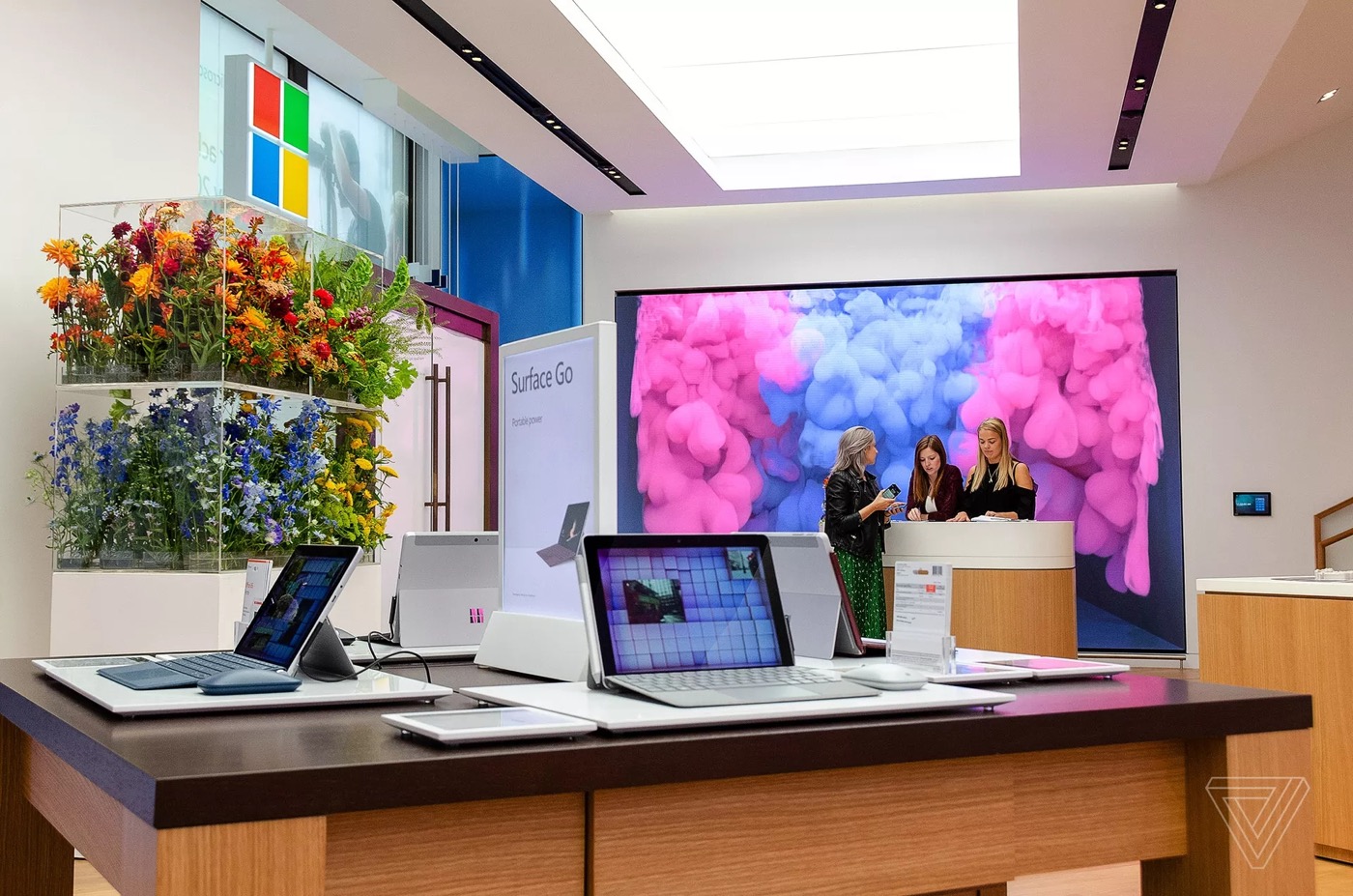 Microsoft ouvre sa première boutique en Europe - KultureGeek