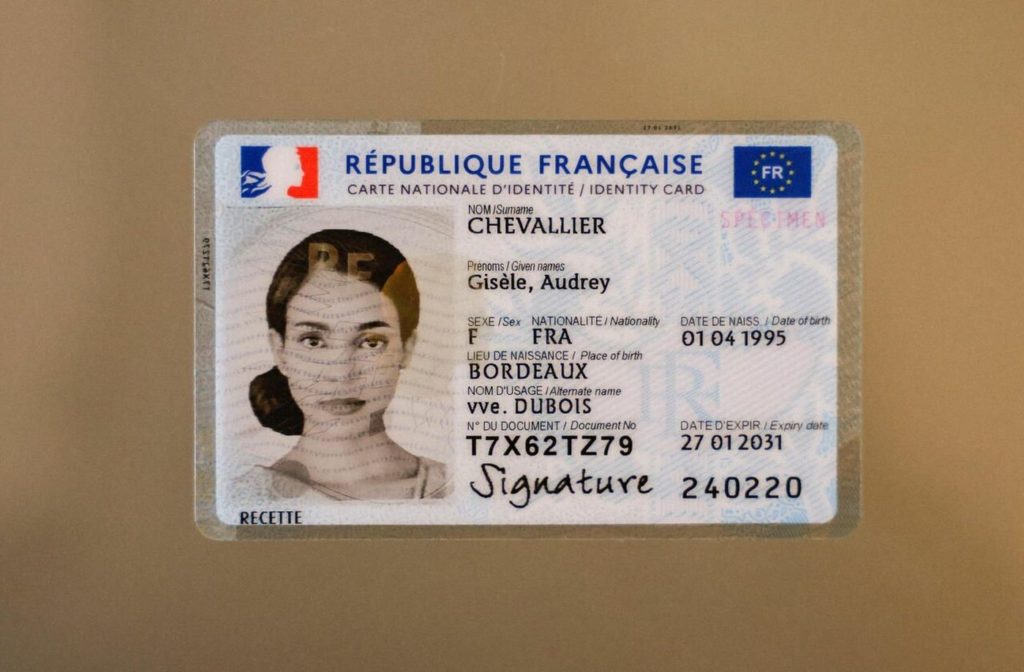 Anonymat En Ligne Bient t La Carte D identit Pour S inscrire Sur Les Anonymat En Ligne Bient t La Carte D identit Pour S inscrire Sur Les