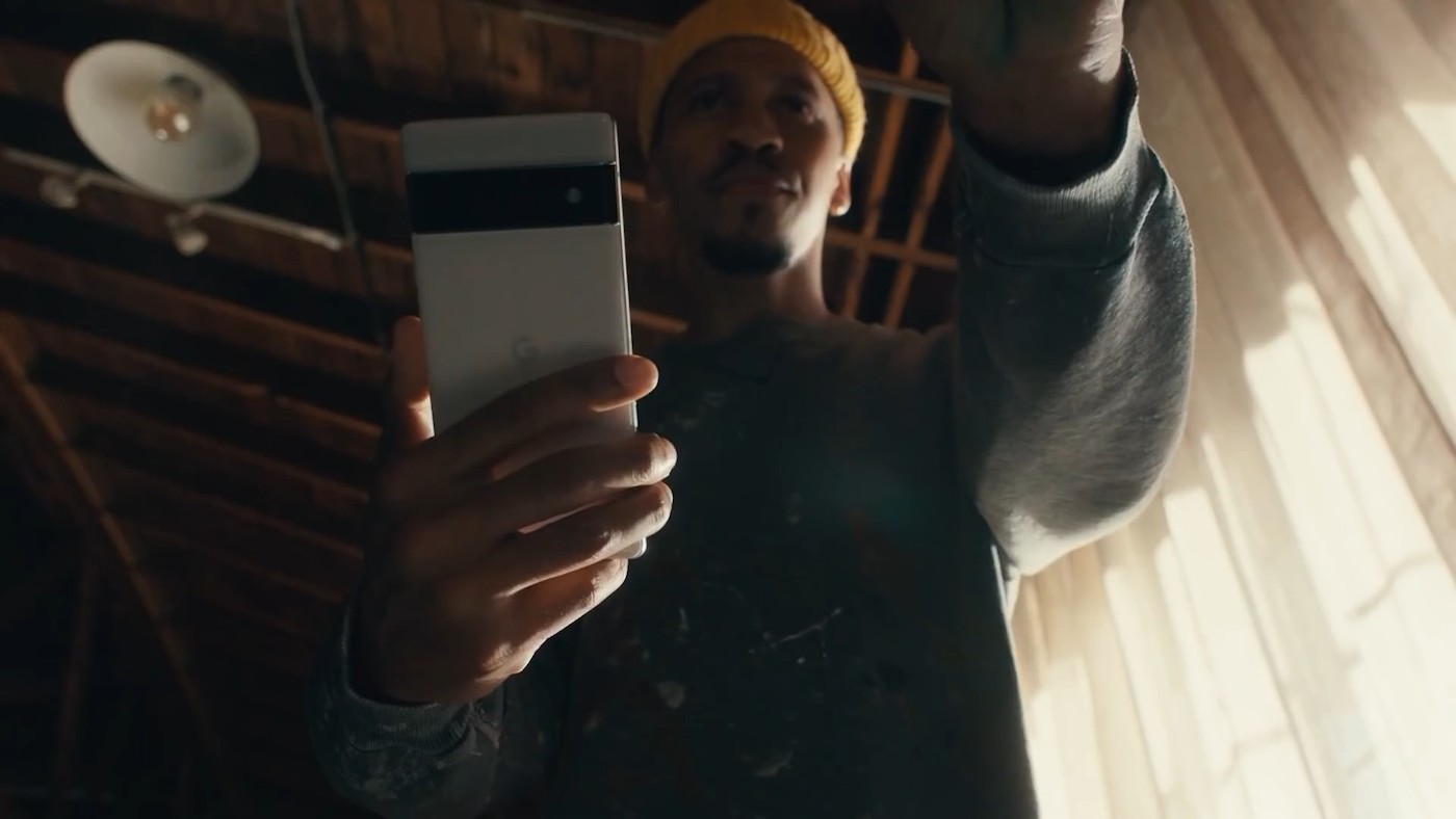 Google diffuse la 1ère pub du Pixel 6 avec des prises en main - KultureGeek