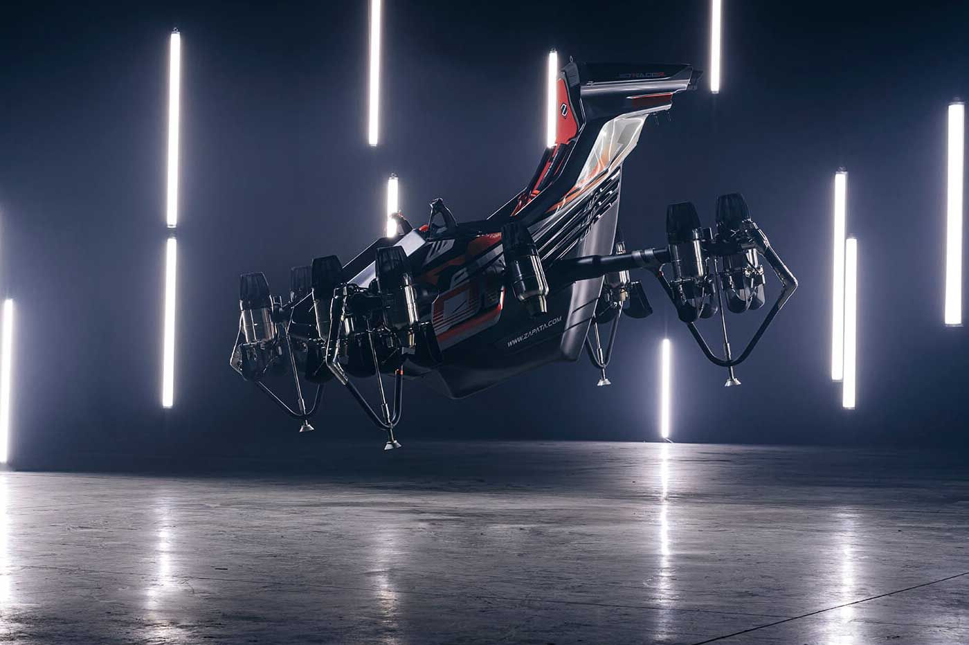 JetRacer : après le Flyboard, Francky Zapata dévoile un autre véhicule ...