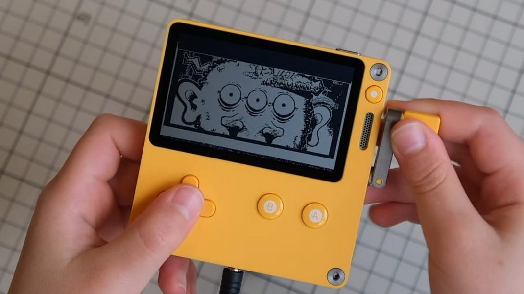 Playdate : un showcase développeur pour la petite console portable ...