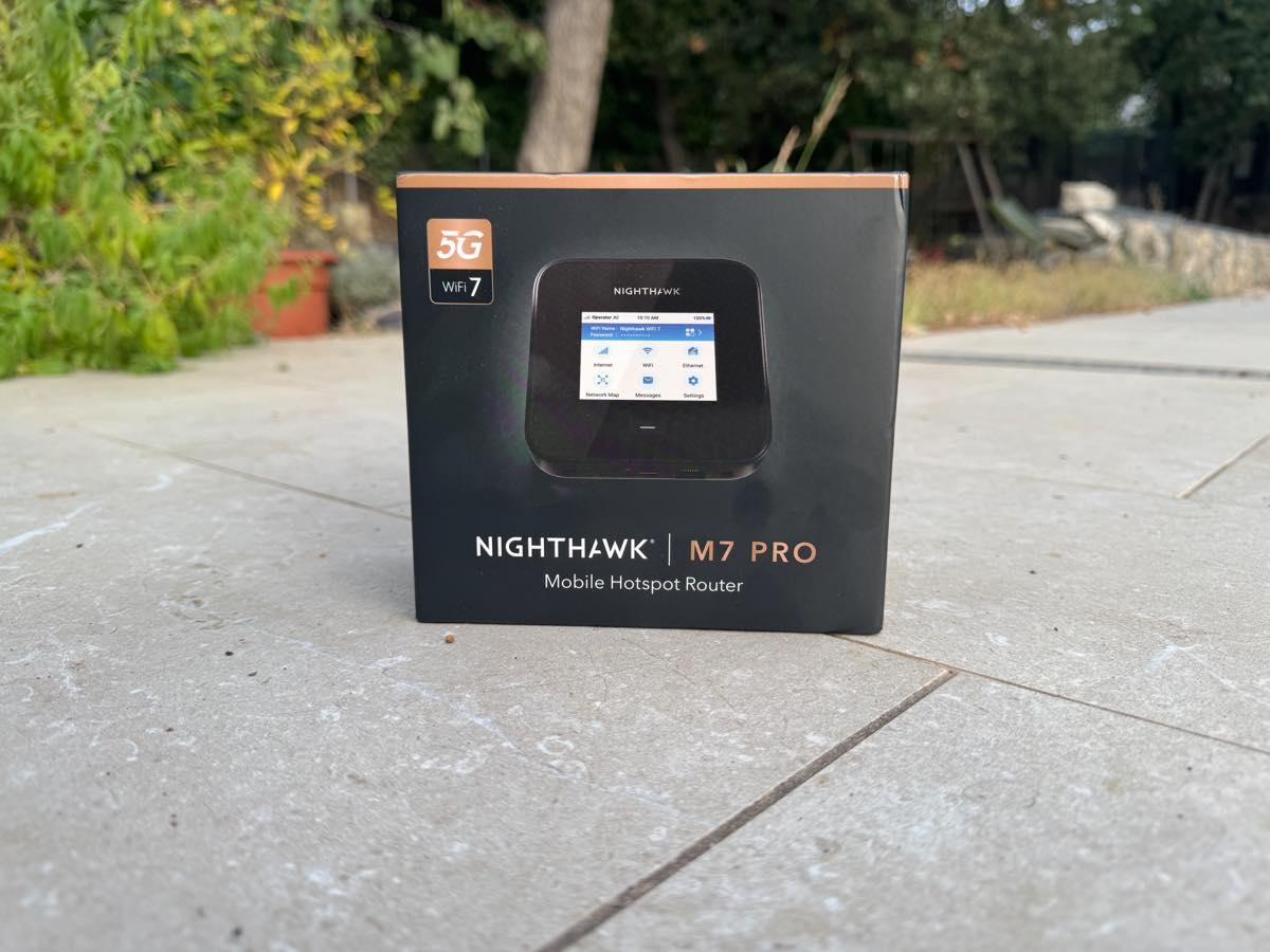 [Test] Netgear Nighthawk M7 Pro : routeur 5G / Wi‑Fi 7 taillé pour la ...