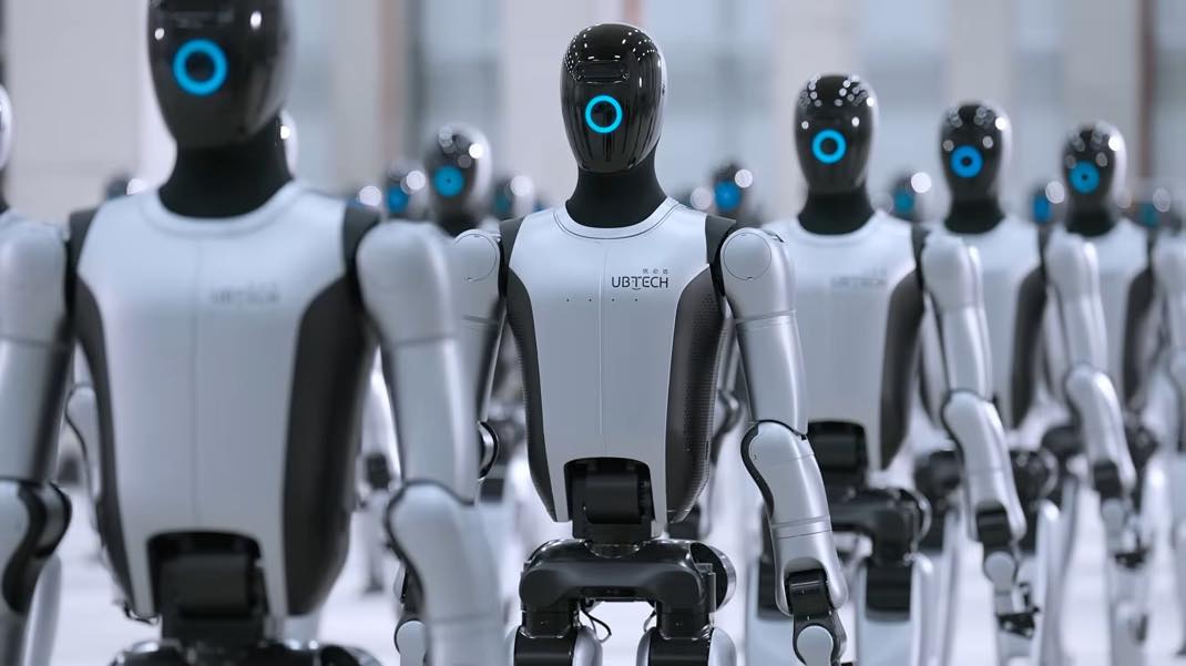 UBTECH dévoile son impressionnante "armée" de robots humanoïdes prêts ...
